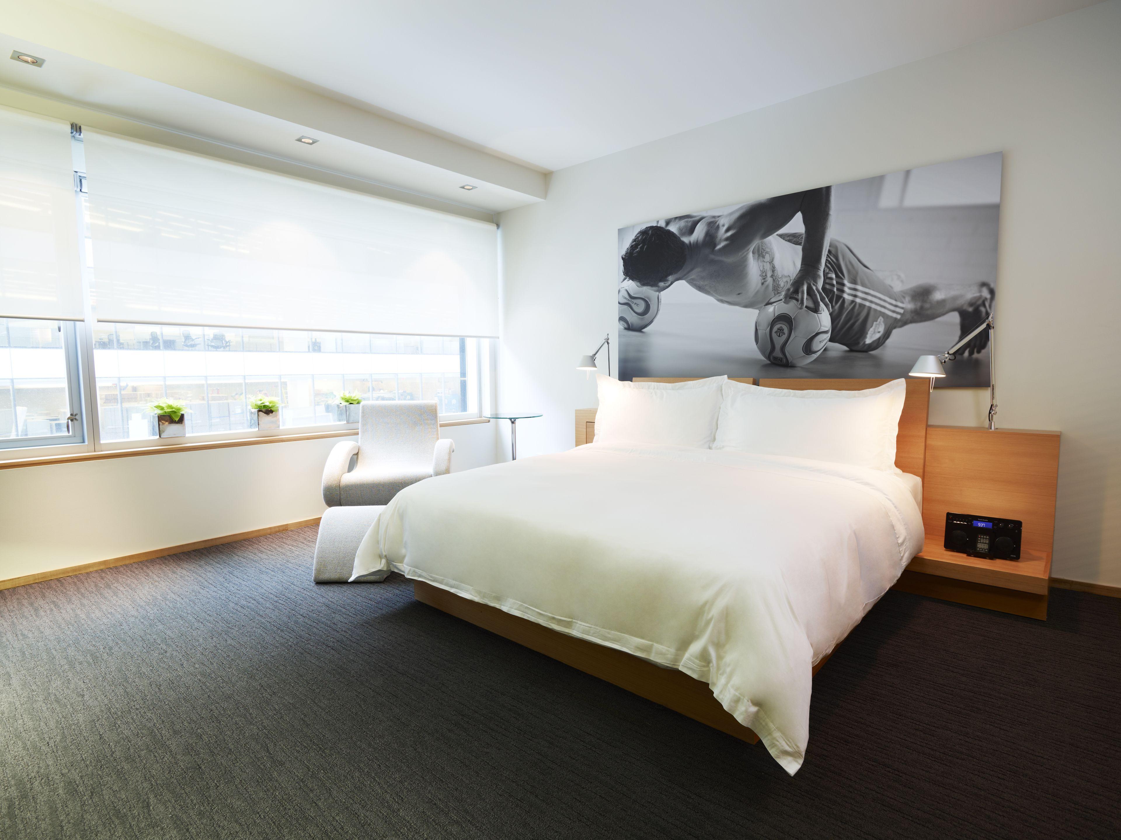 LE GERMAIN HOTEL MAPLE LEAF SQUARE TORONTO - BOOK 4-STAR ACCOMMODATION ...