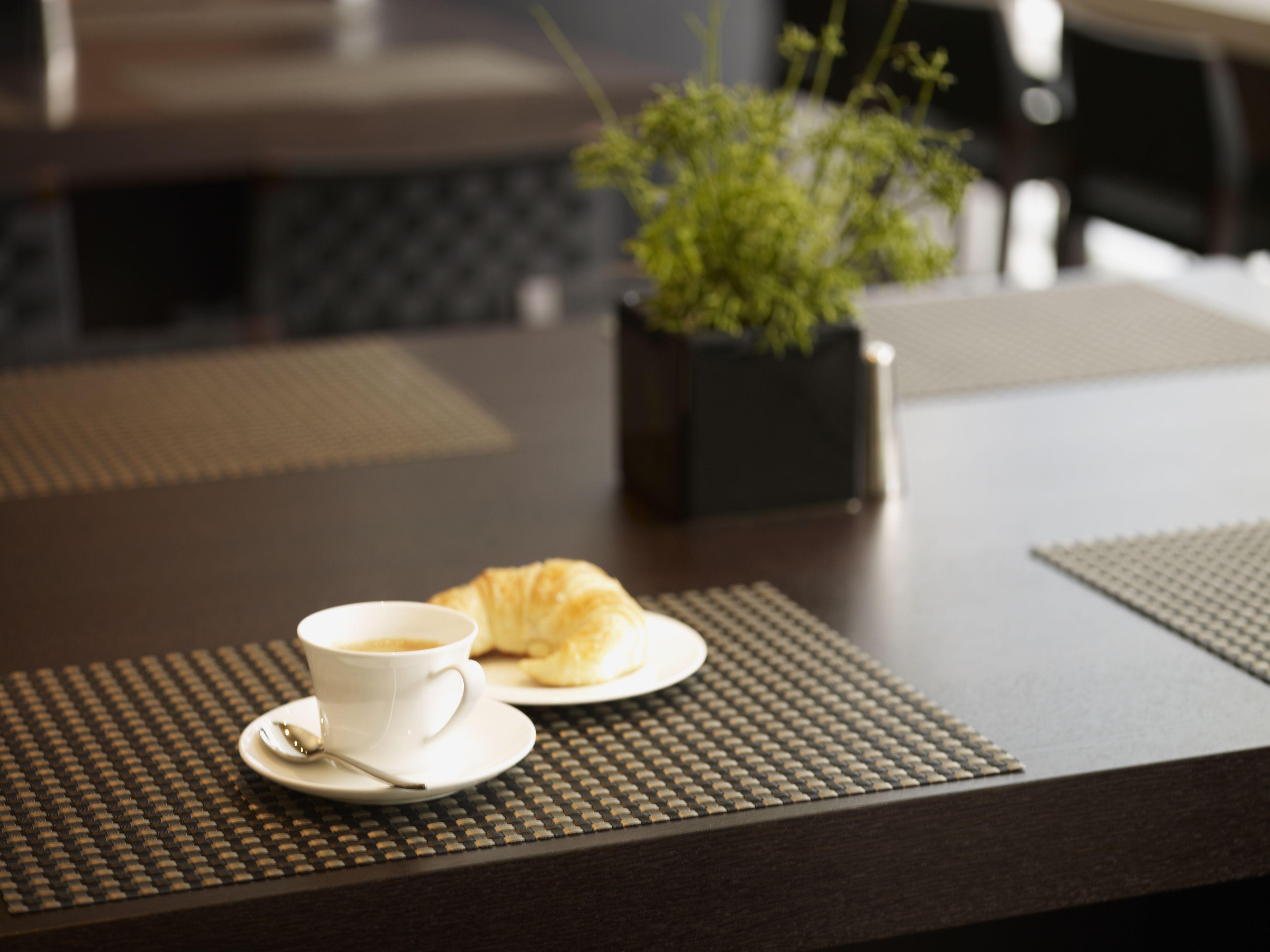 LE GERMAIN HOTEL MAPLE LEAF SQUARE TORONTO - BOOK 4-STAR ACCOMMODATION ...